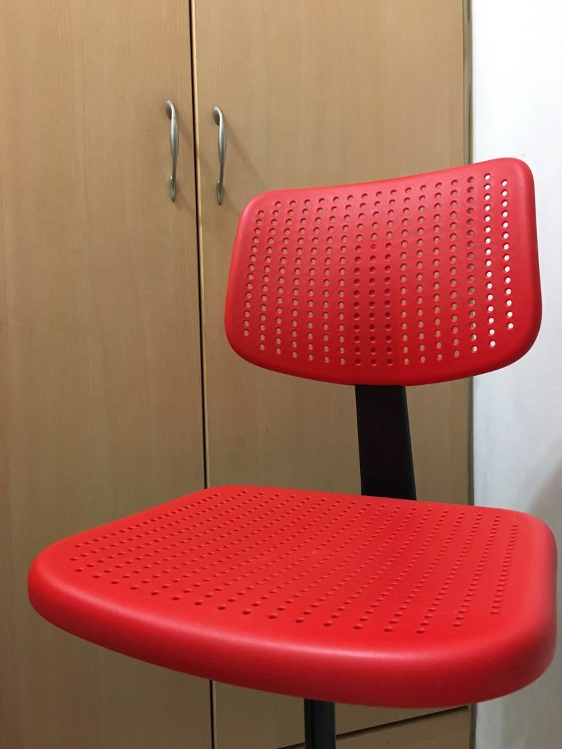 IKEA Alrik Swivel Chair, Furniture & Home Living, Furniture, Chairs on ...