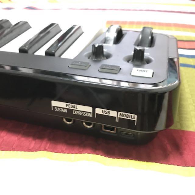 Midi keyboard Line 6, Hobbies & Toys, Music & Media, Musical ...