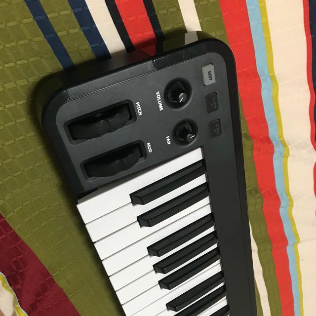 Midi keyboard Line 6, Hobbies & Toys, Music & Media, Musical ...