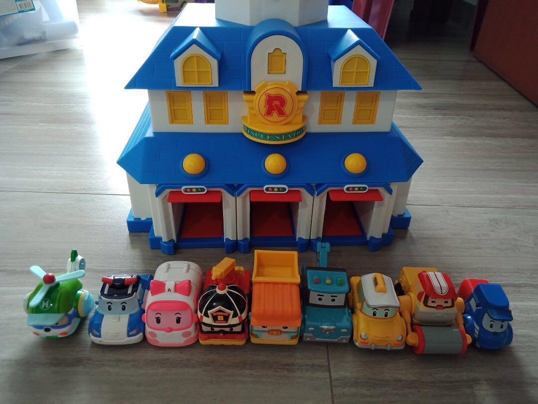 Pre-loved POLI Robocar House with Characters, Hobbies & Toys, Toys ...