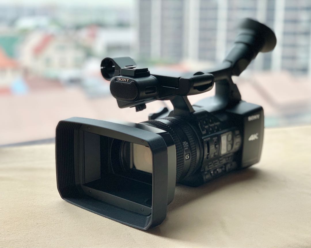 Rarely-used Pro 4K Camera Sony FDR-AX1E in perfect condition ...