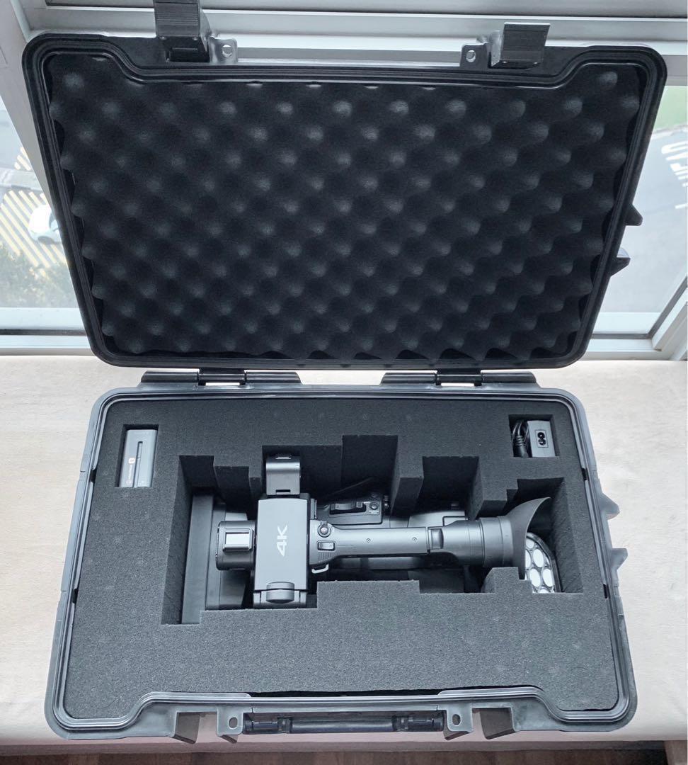 Rarely-used Pro 4K Camera Sony FDR-AX1E in perfect condition ...