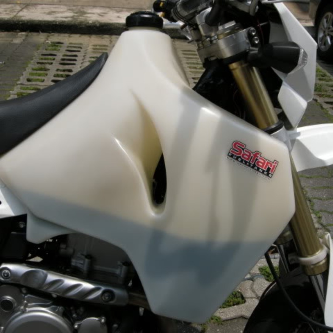 Safari Singapore Suzuki DRZ400SM DRZ400S DRZ400E 17 Litres 28 Litres ...