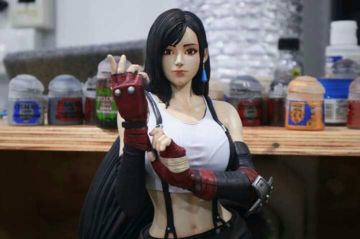 Custom - Tifa 1/4 Statue, Toys & Games, Bricks & Figurines on Carousell