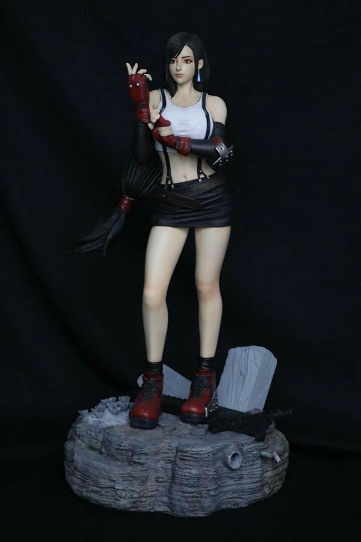 Custom - Tifa 1/4 Statue, Toys & Games, Bricks & Figurines on Carousell