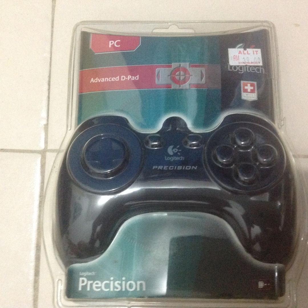 Precision advanced D-pad by logitech, Computers & Tech, Parts ...