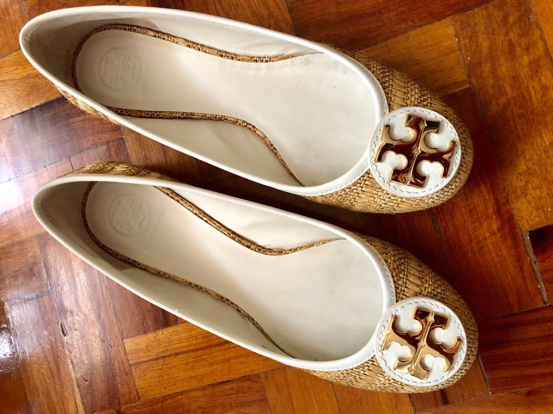Tory Burch Raffia Straw Reva Flats, Women's Fashion, Footwear, Flats ...