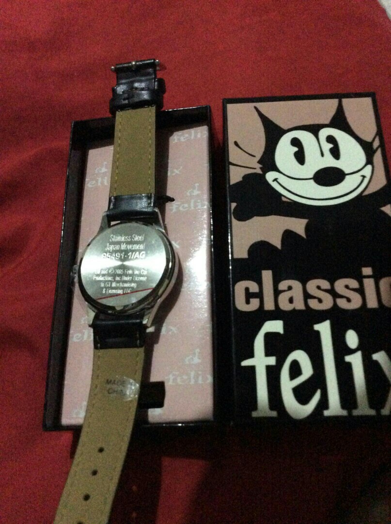 Disney Felix the cat watch, Women's Fashion, Watches & Accessories ...