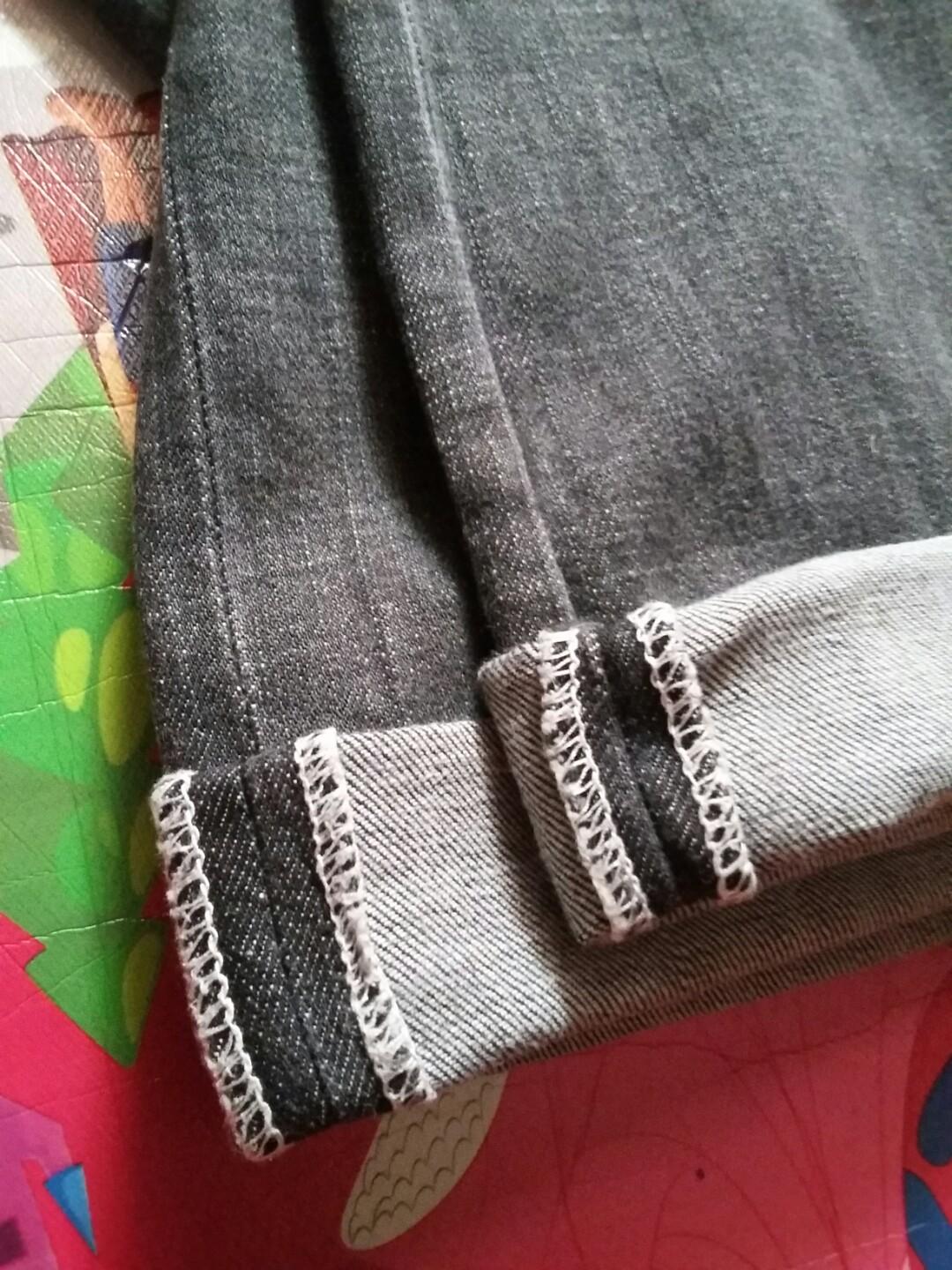 ORIGINAL TOPVALU JAPAN SLIM 30/29, Fesyen Pria, Pakaian , Bawahan di Carousell