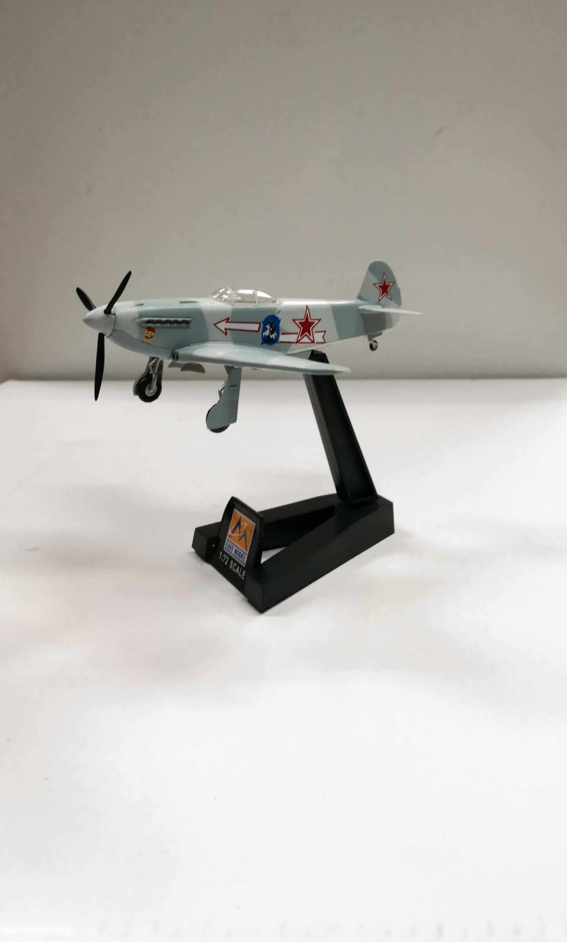 Scale model, Hobbies & Toys, Collectibles & Memorabilia, Fan ...