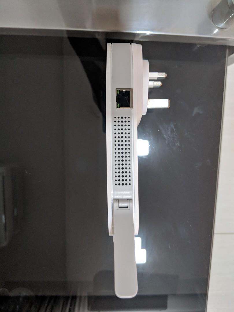 TP Link Wi-Fi Range Extender AC 1200, Computers & Tech, Parts ...
