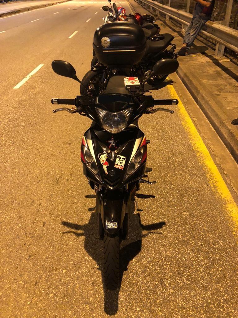 Yamaha Spark (Yoshimura roundcone w/ cert), Motorcycles, Motorcycles ...
