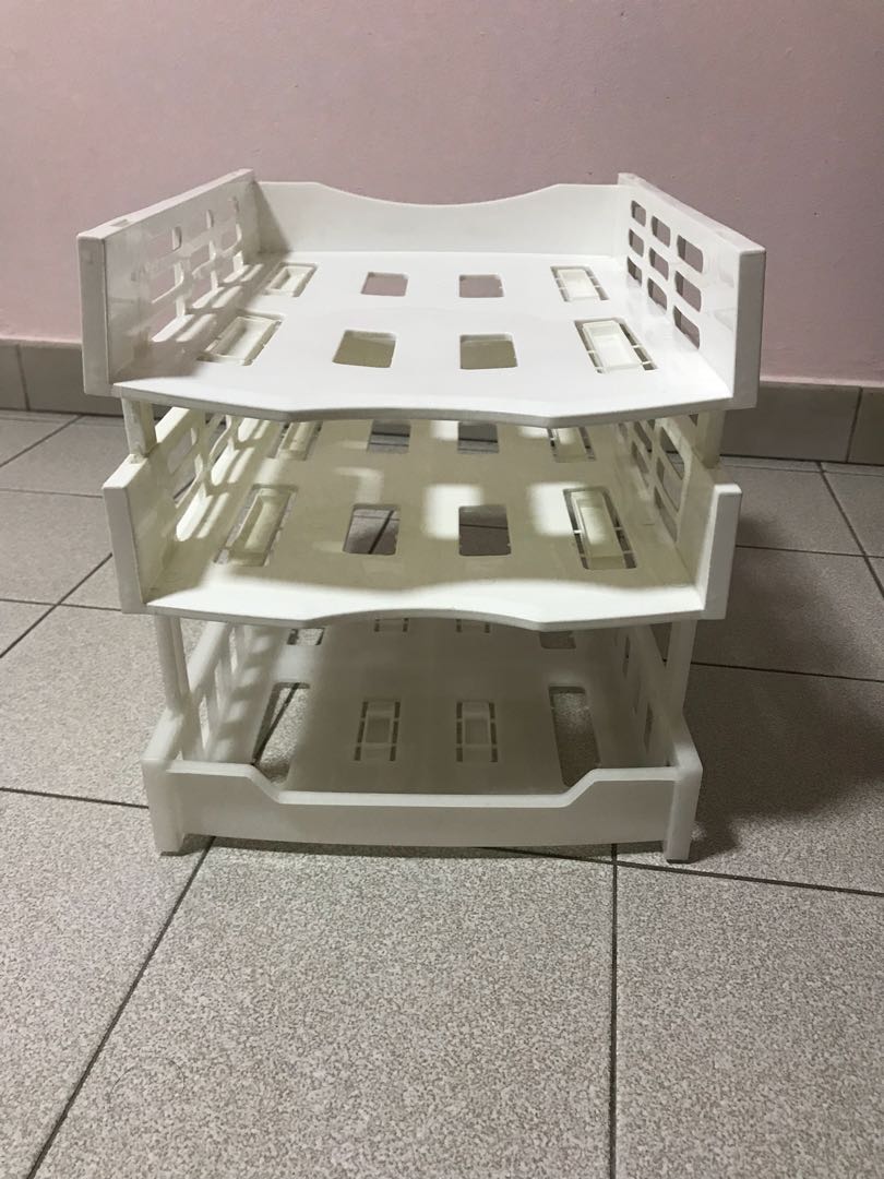 3 for $3 Daiso plastic rack, Everything Else on Carousell