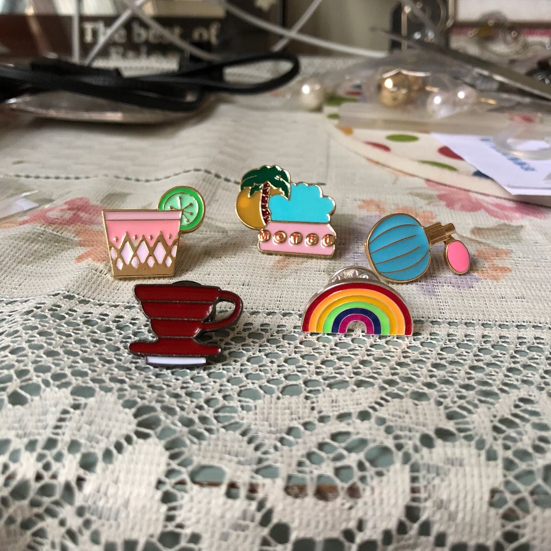 Enamel Pins, Women's Fashion, Watches & Accessories, Other Accessories ...