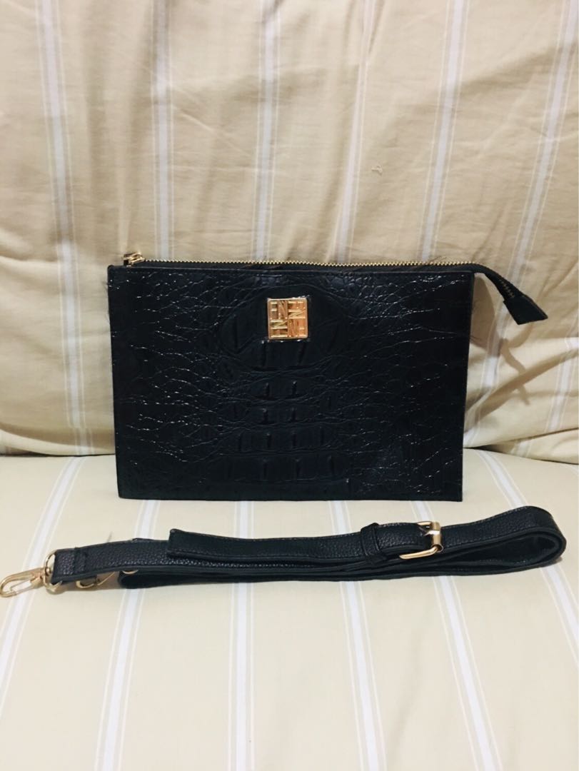 Korea sling bag, Women's Fashion, Bags & Wallets, Cross-body Bags on ...