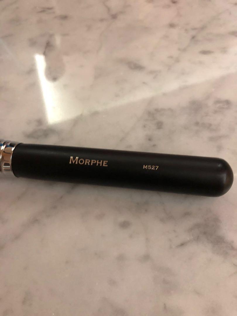 Morphe Face Brush M527, Kesehatan & Kecantikan, Rias Wajah di Carousell
