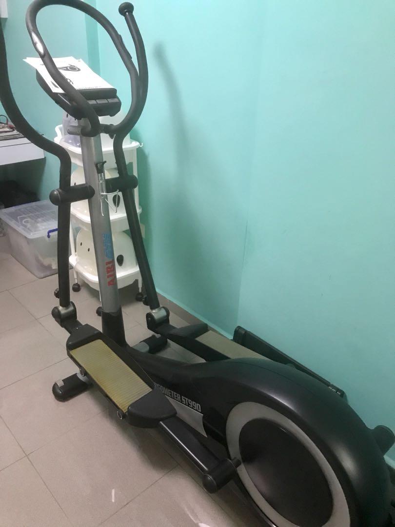 AIBI GYM ST-990 Elliptical Cross Trainer, Sports Equipment, Exercise & Fitness, Cardio & Fitness ...