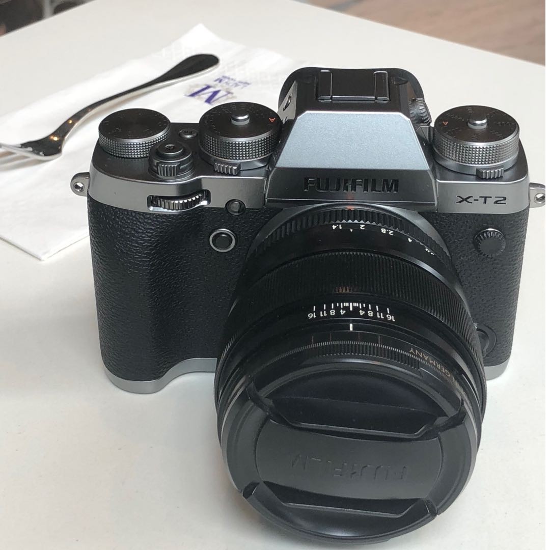 Fuji XT2 Body Graphite Silver (SC