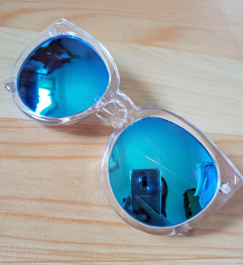 Kaca-kaca Reflective Sunglasses, Women's Fashion, Watches & Accessories ...