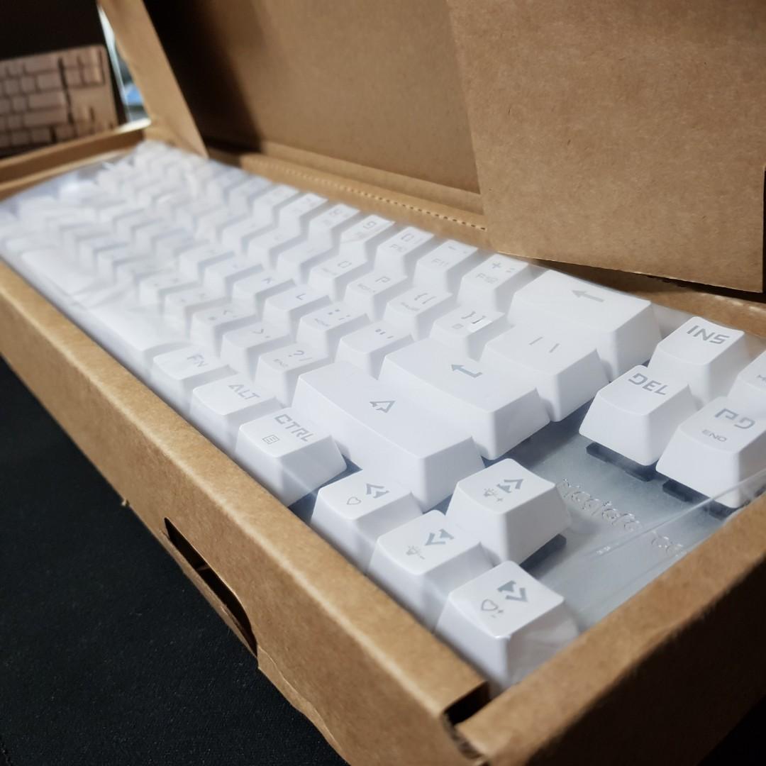 Magicforce 68 mechanical keyboard, Computers & Tech, Parts ...