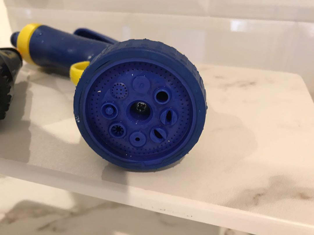 Multi-spray hose head, Furniture & Home Living, Gardening, Hose and ...