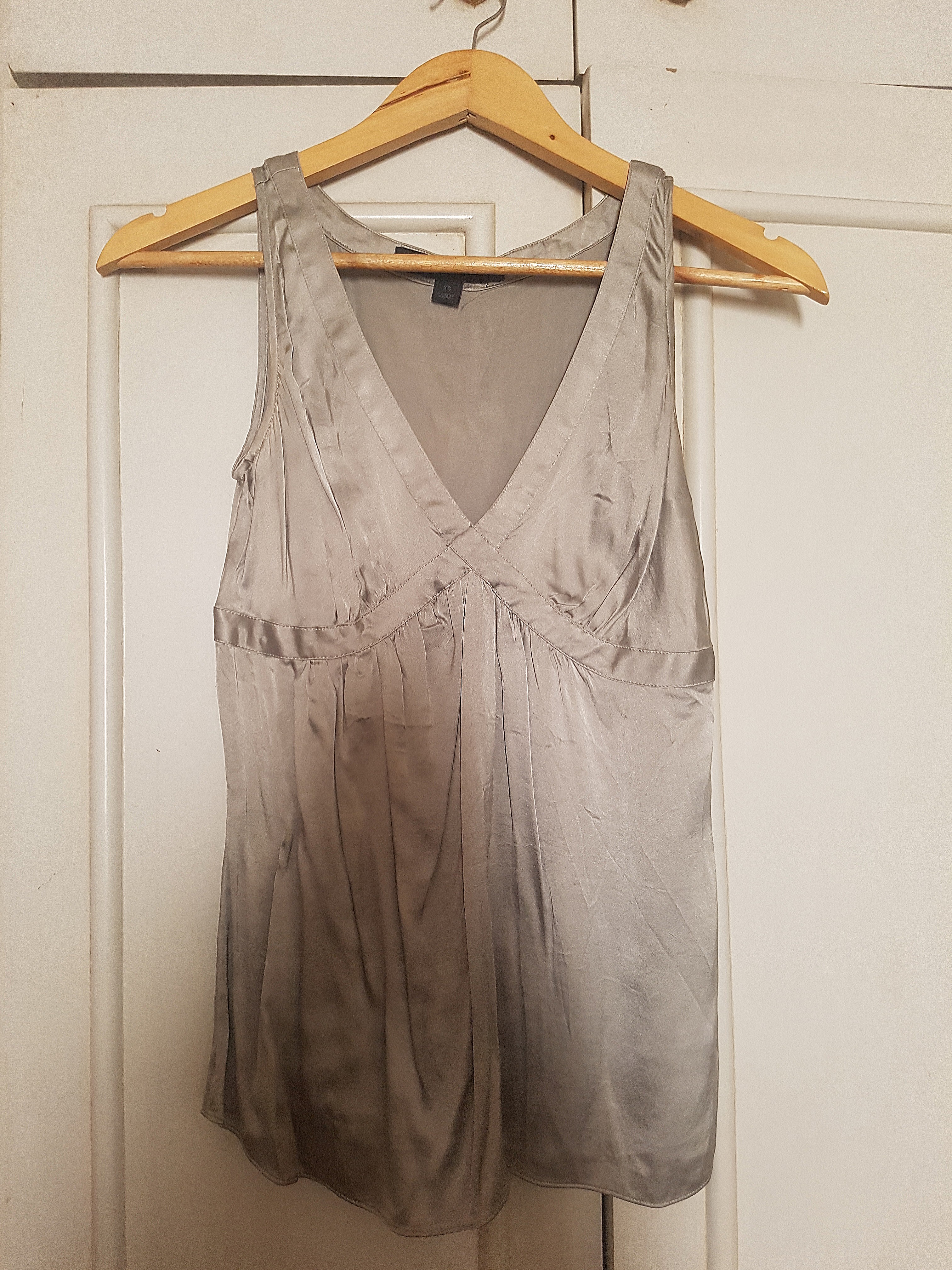 Sexy Silk Top, Women's Fashion, Tops, Sleeveless on Carousell