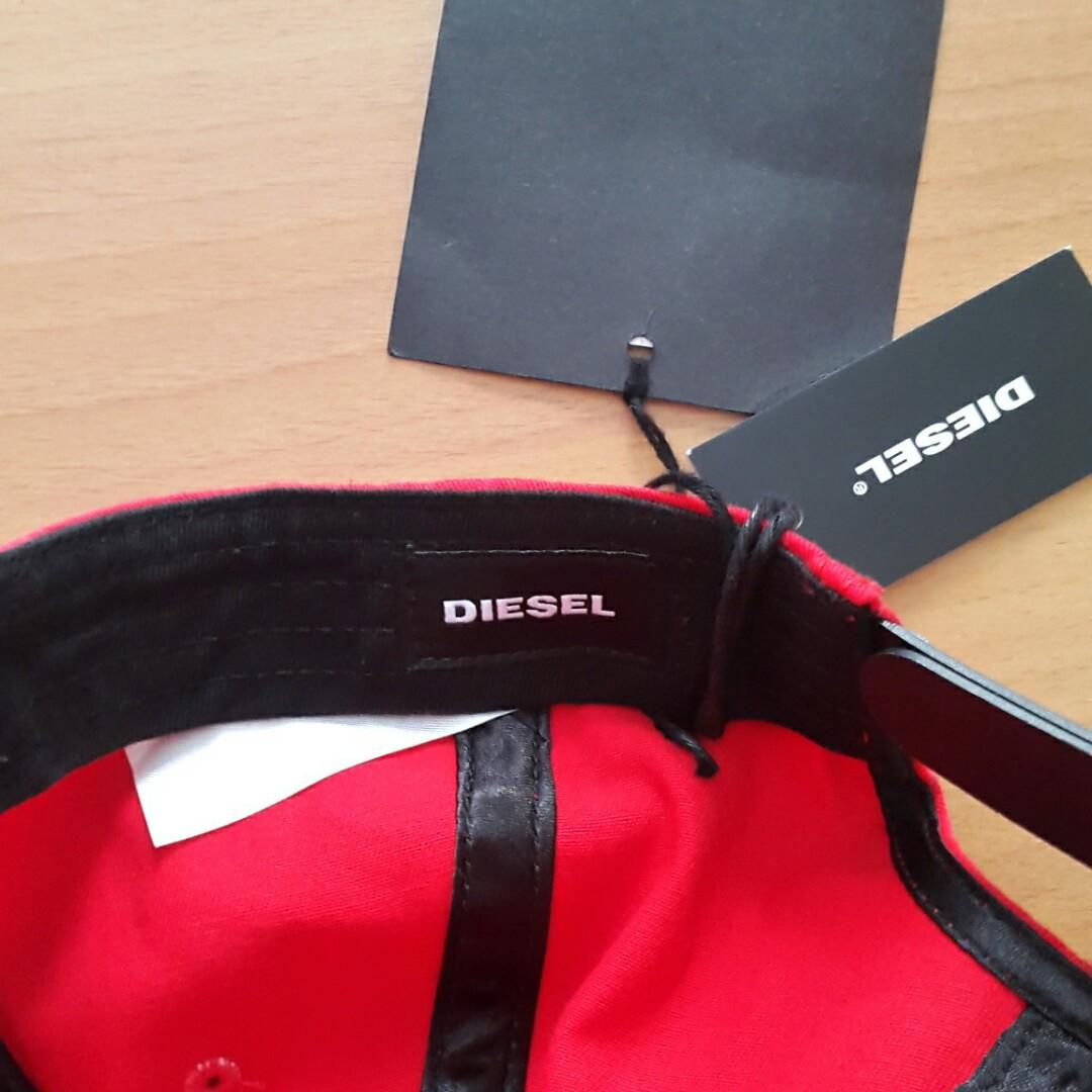 Diesel Logo Cap, Fesyen Pria, Aksesoris, Topi di Carousell