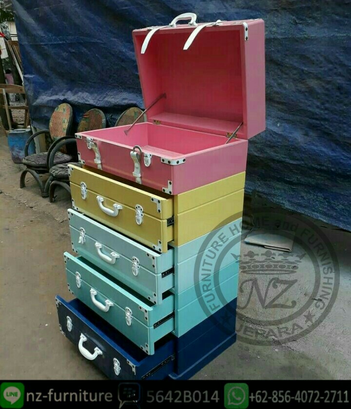 Rak laci shabby model koper, Perabotan Rumah di Carousell