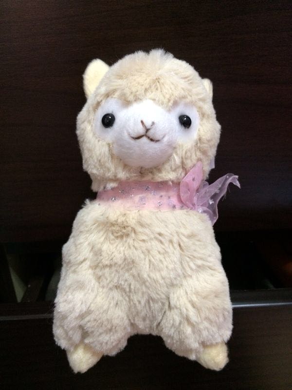 Mini Lama - Original (soft fur), Women's Fashion, Muslimah Fashion ...