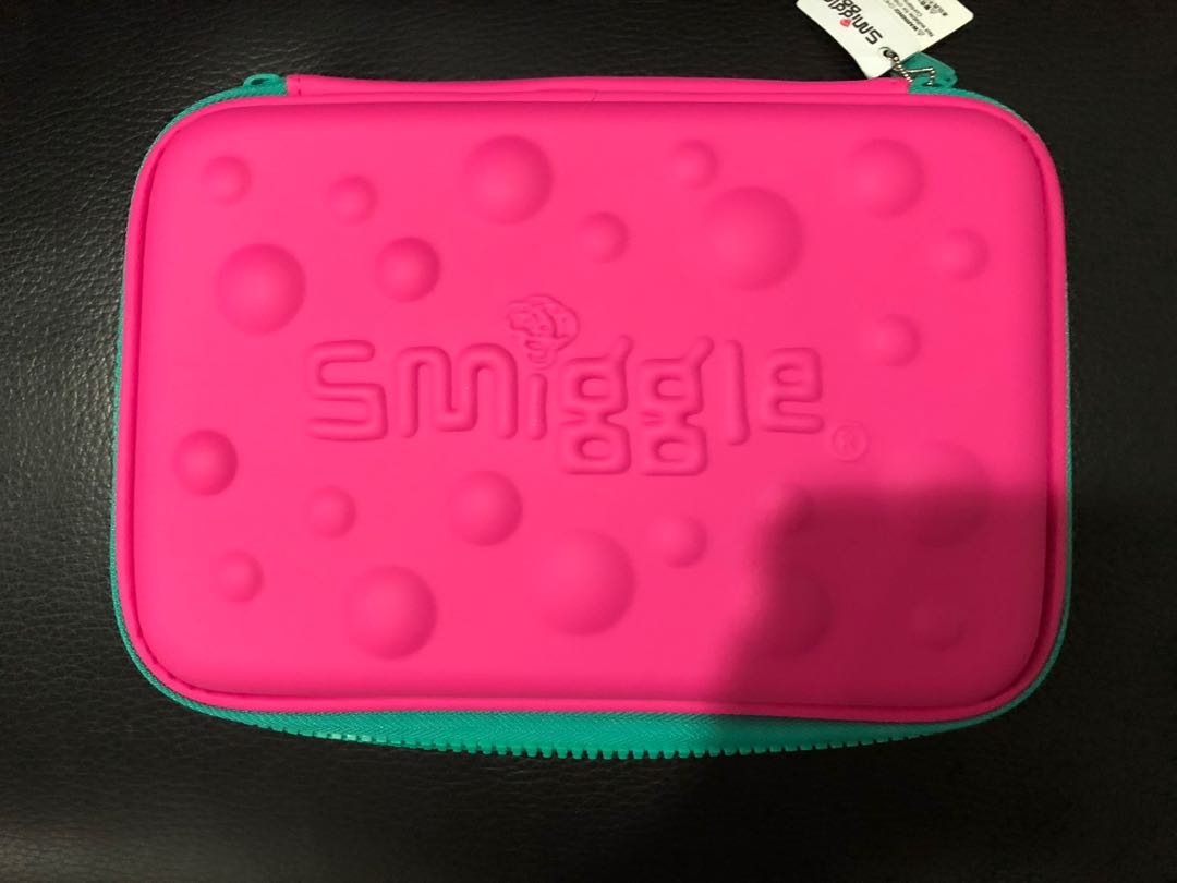 Smiggle Hardtop Pencil Case, Hobbies & Toys, Stationery & Craft ...