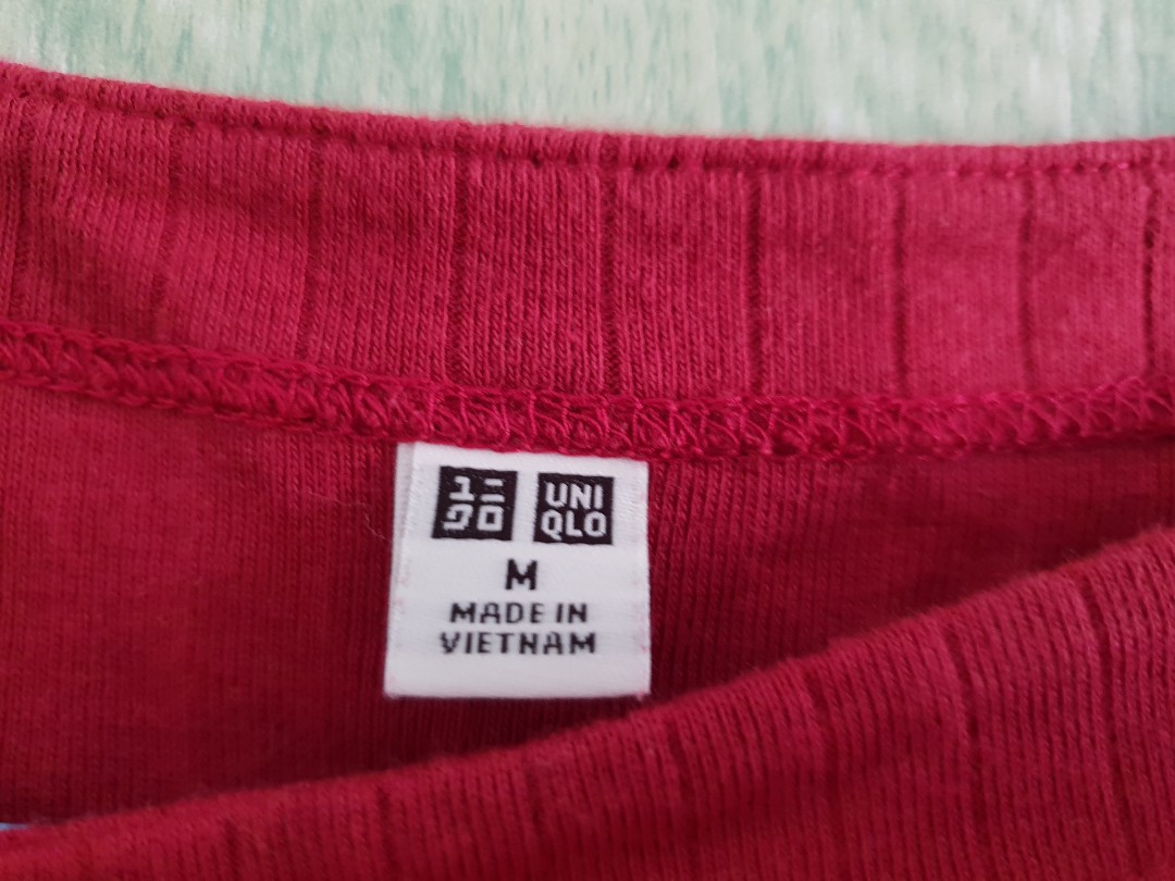 Uniqlo Red Top, Women's Fashion, Tops, Sleeveless on Carousell
