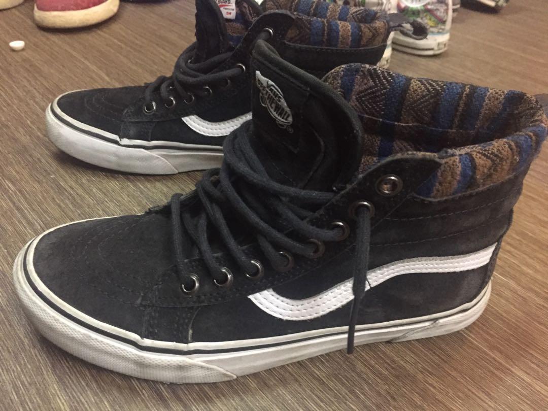 vans high cut, Women's Fashion, Footwear, Sneakers on Carousell