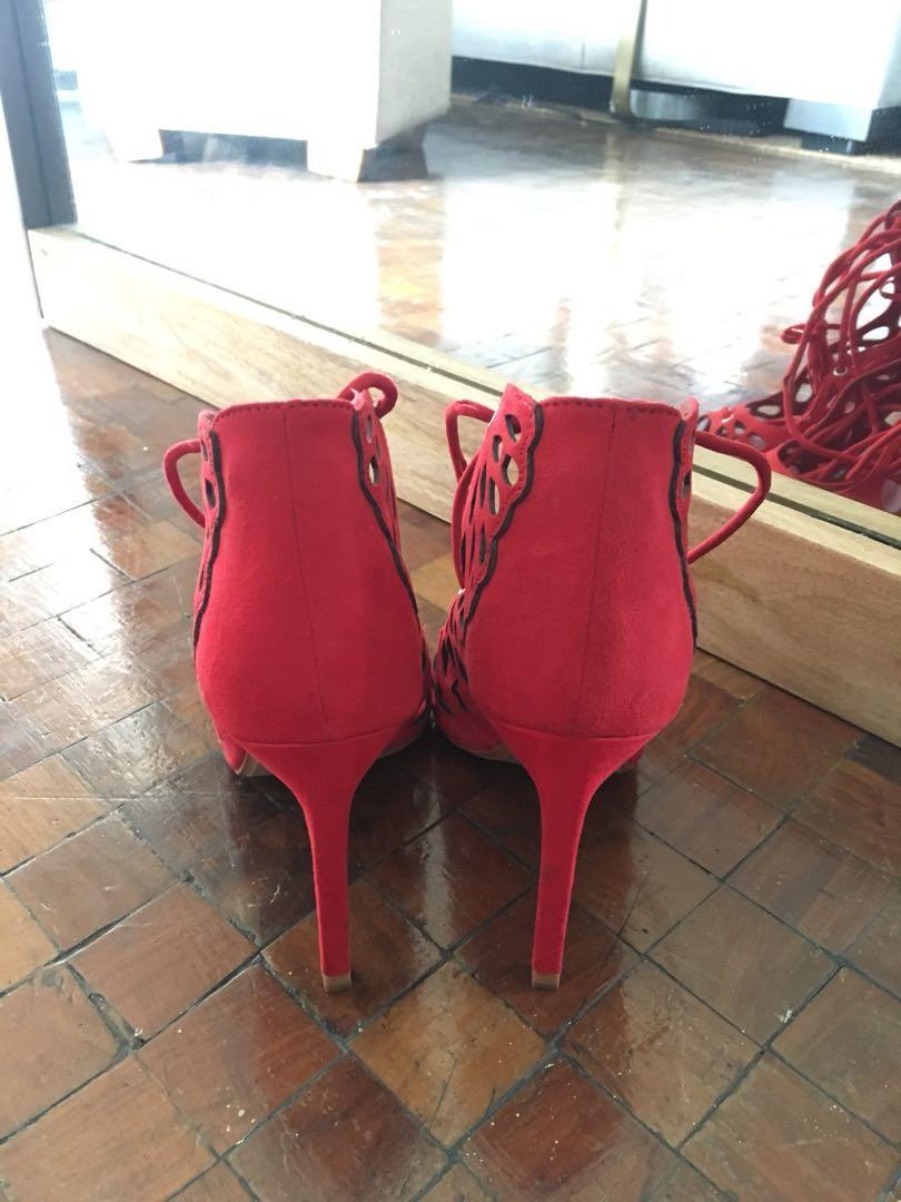 Zara Red Heels, Women's Fashion, Footwear, Heels on Carousell
