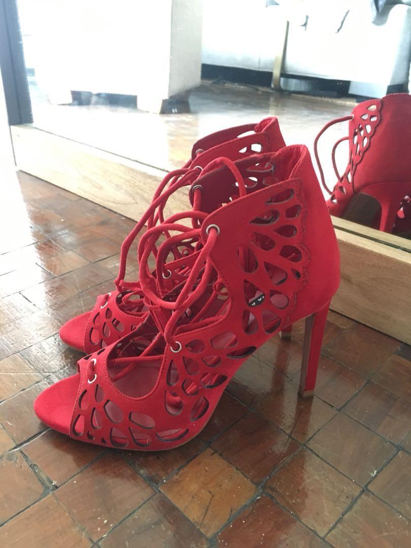 Zara Red Heels, Women's Fashion, Footwear, Heels on Carousell