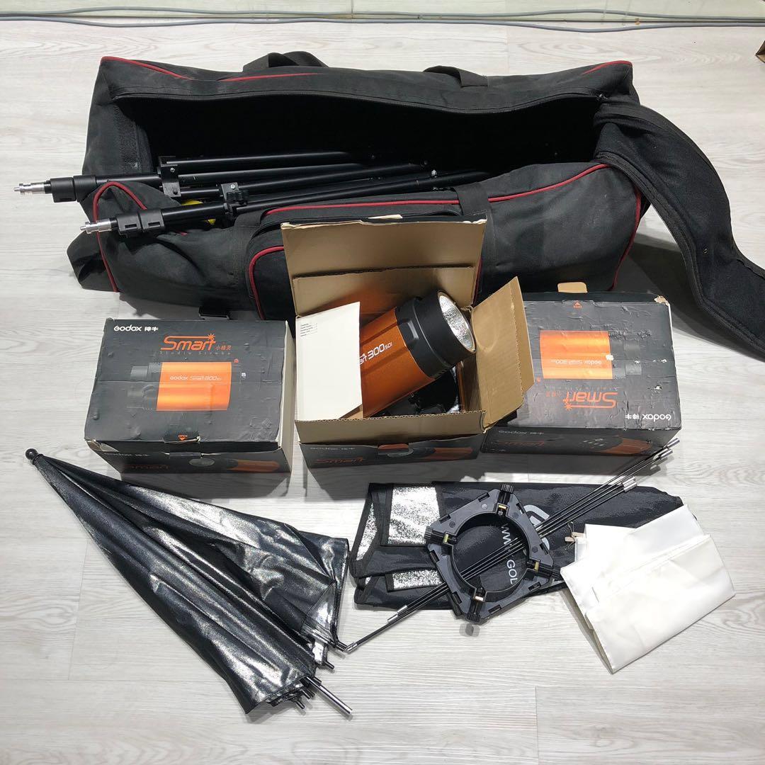 GODOX Smart 300 SDI Lighting Kit (3 lights set), Photography ...