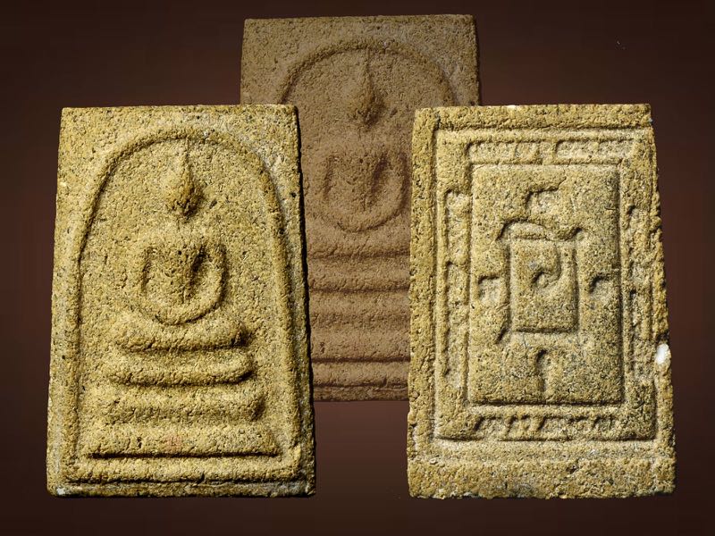 Lp Daeng 2513 Somdej, Hobbies & Toys, Memorabilia & Collectibles ...