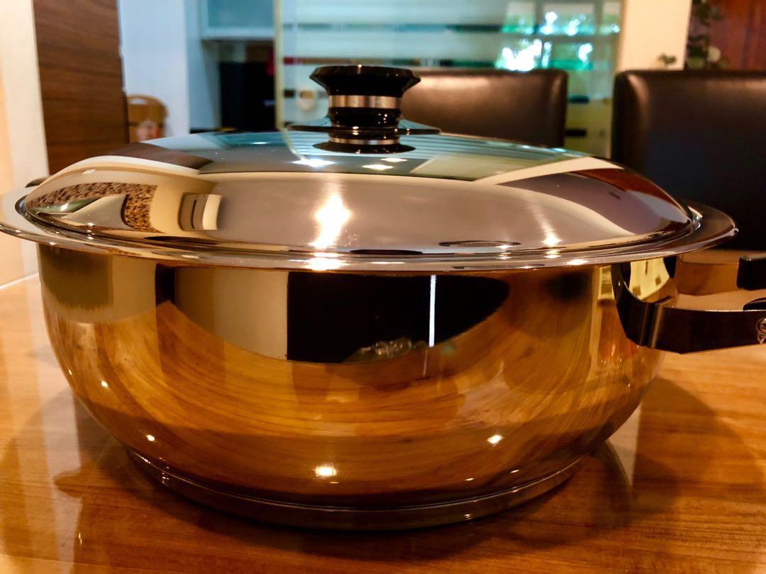 AMC Jumbo 32cm Roasting Pot, Furniture & Home Living, Kitchenware ...