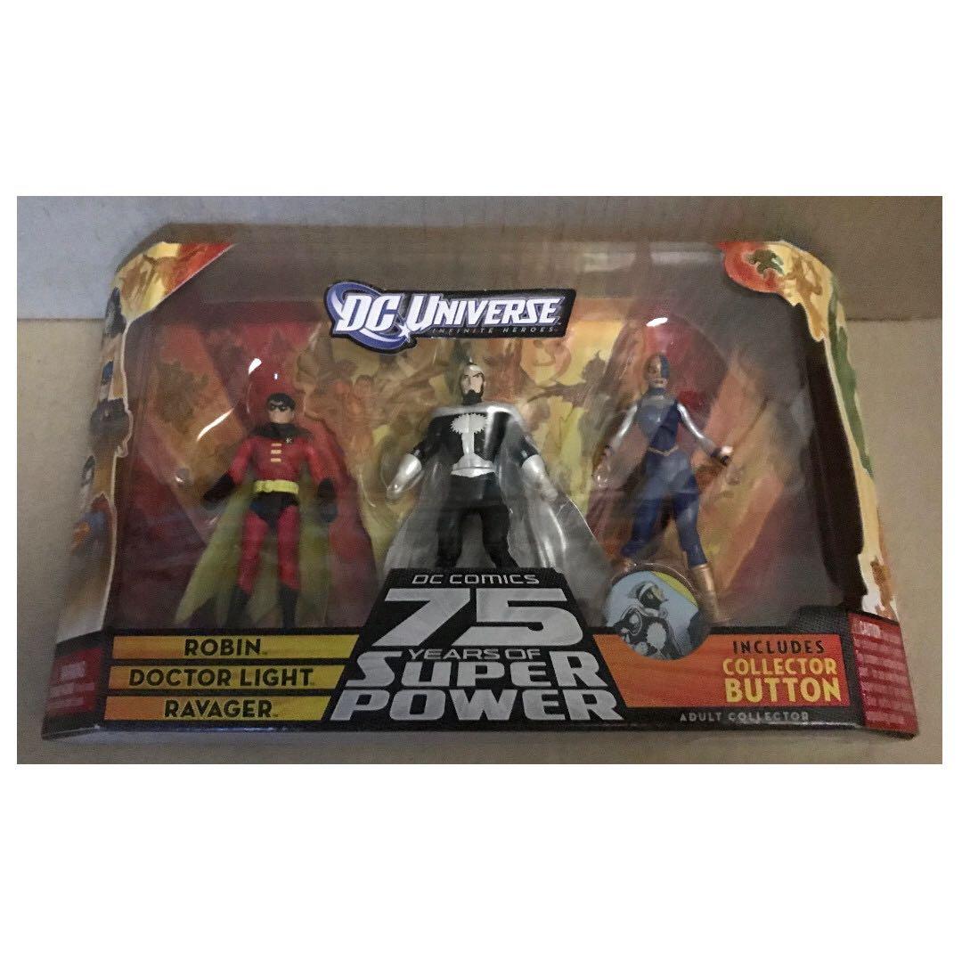 DC Universe Infinite Heroes Set. Robin, Doctor Light and Ravager. DC ...