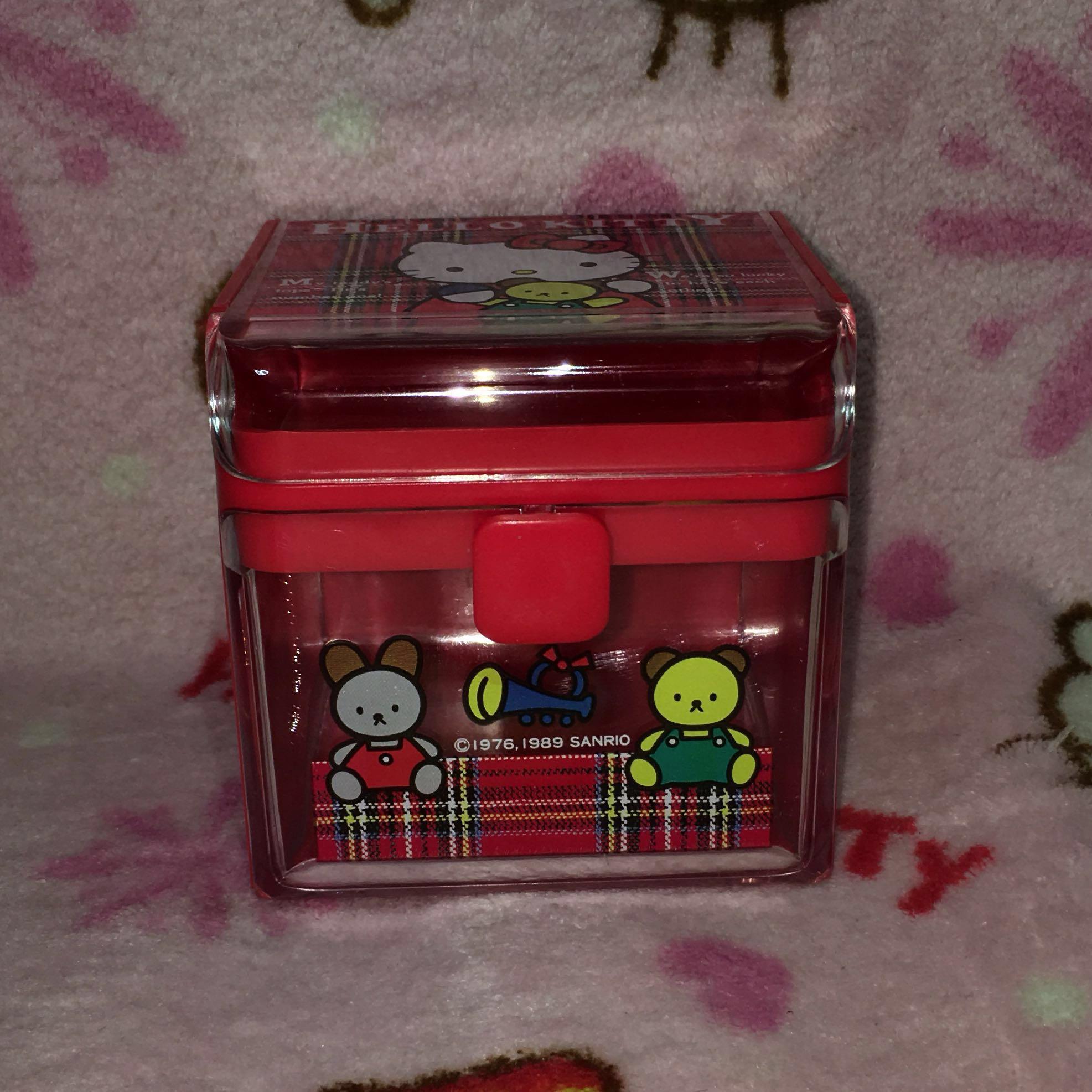 Hello Kitty Vintage 1989 Small Trinket Box Chest, Hobbies & Toys ...