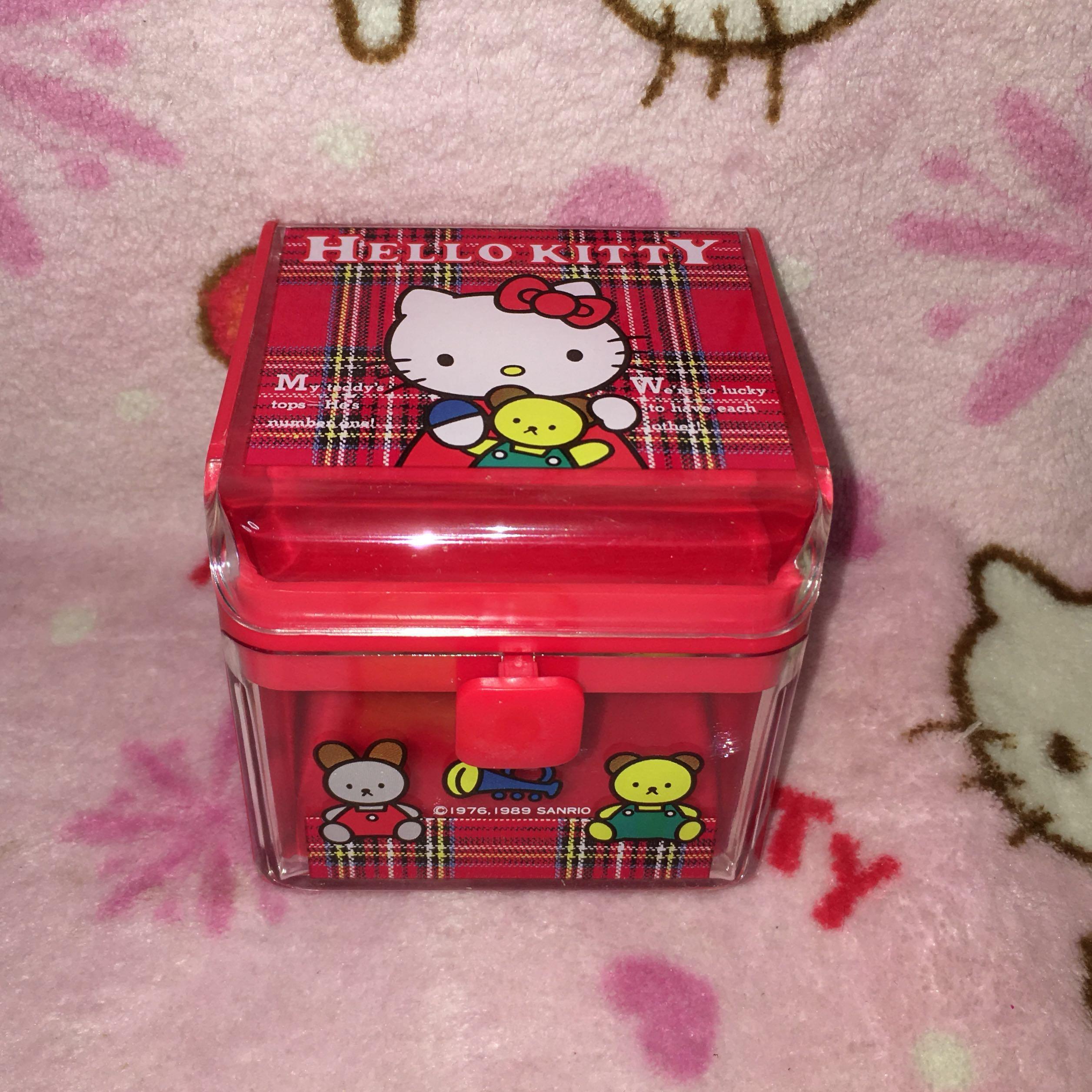 Hello Kitty Vintage 1989 Small Trinket Box Chest, Hobbies & Toys ...