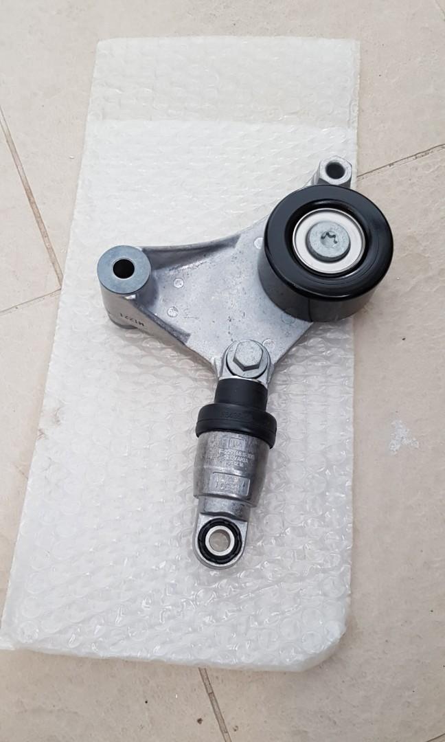 OEM Toyota drive belt tensioner part 16620-28090, Car Accessories ...