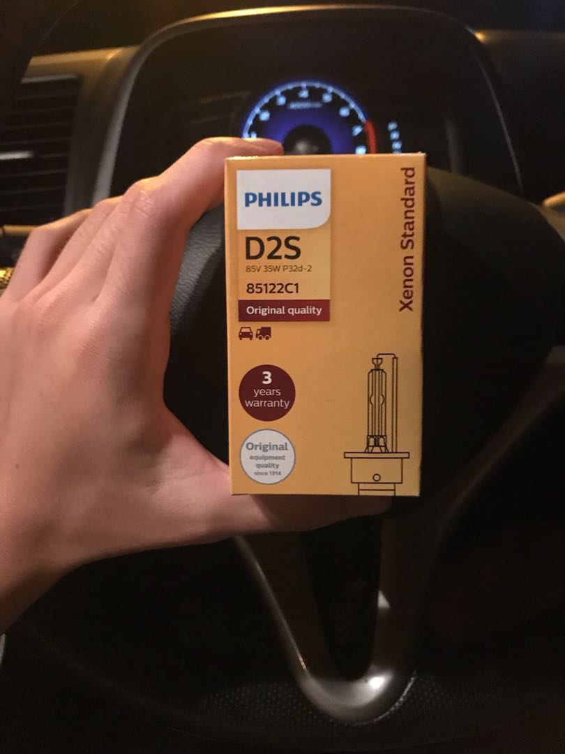 Phillips car front light bulb, Car Accessories, Electronics & Lights on ...