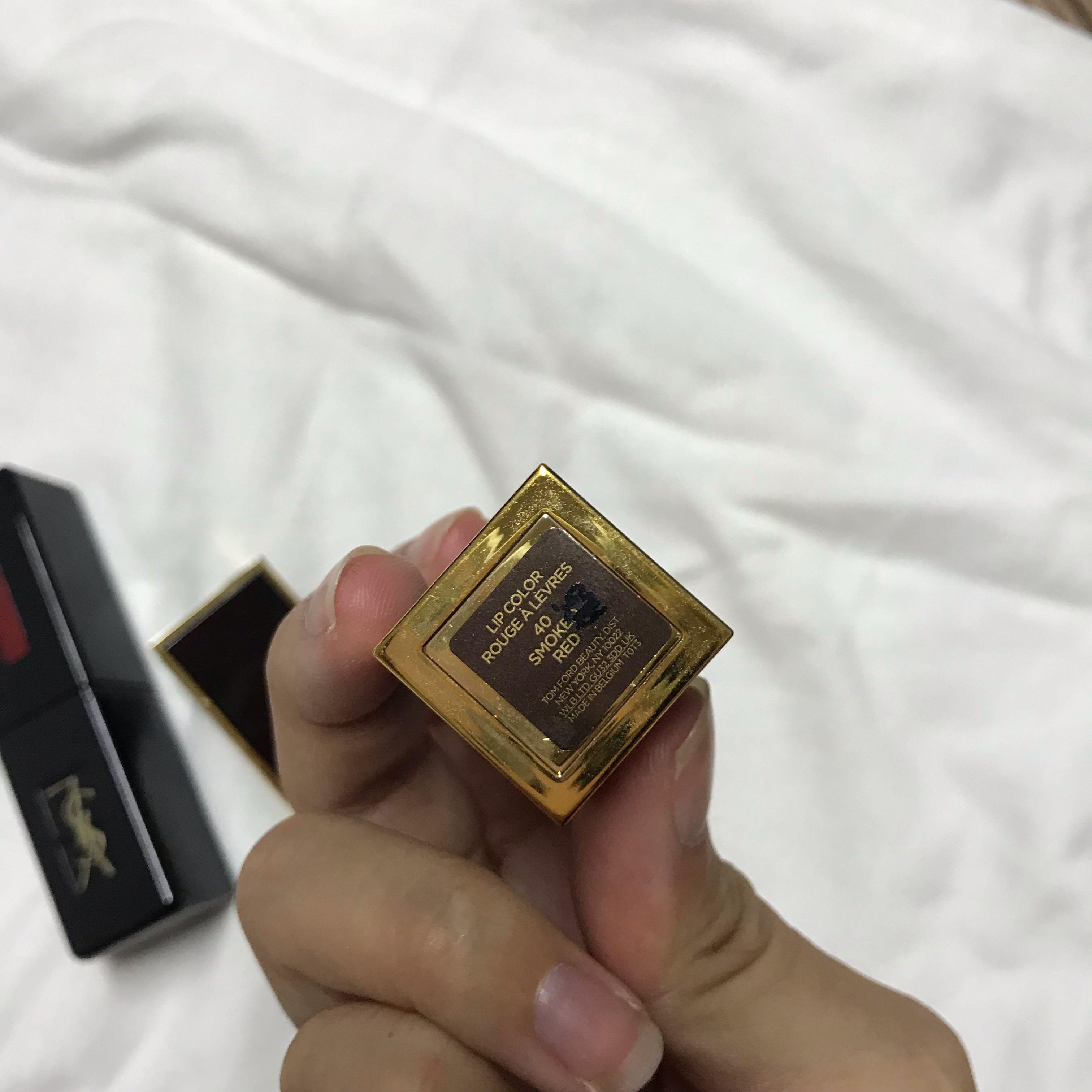 Tom Ford 40/YSL401, 她的時尚, 珠寶、飾品與收納, 飾品收納在旋轉拍賣