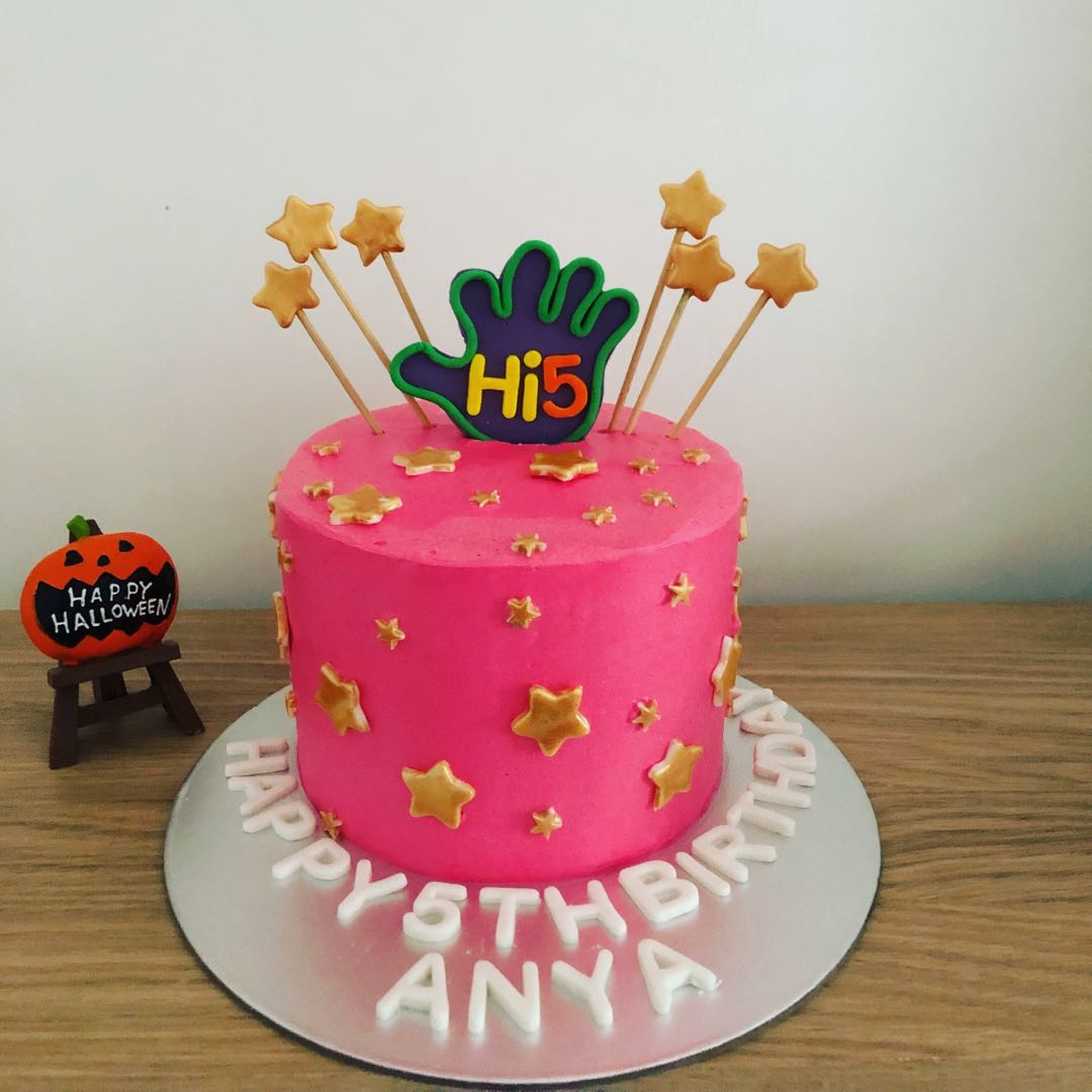Customised Hi5 cake / Birthday Cake, Food & Drinks, Homemade Bakes on ...