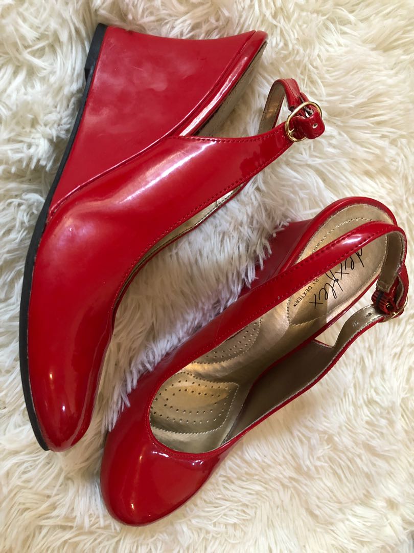 Deflex Payless Red shoes, Women's Fashion, Footwear, Sneakers on Carousell