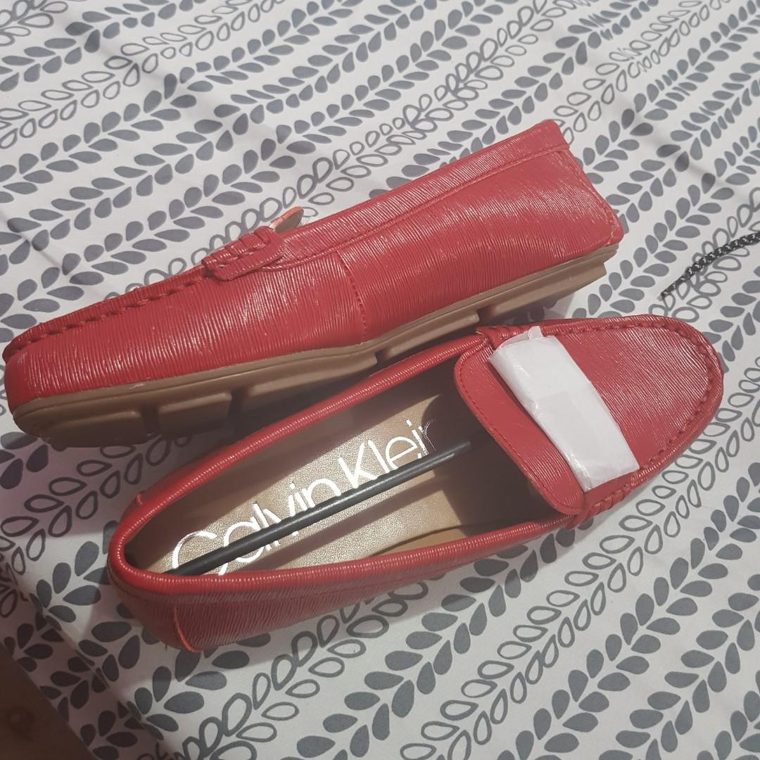 Calvin Klein loafers, Women's Fashion, Footwear, Loafers on Carousell
