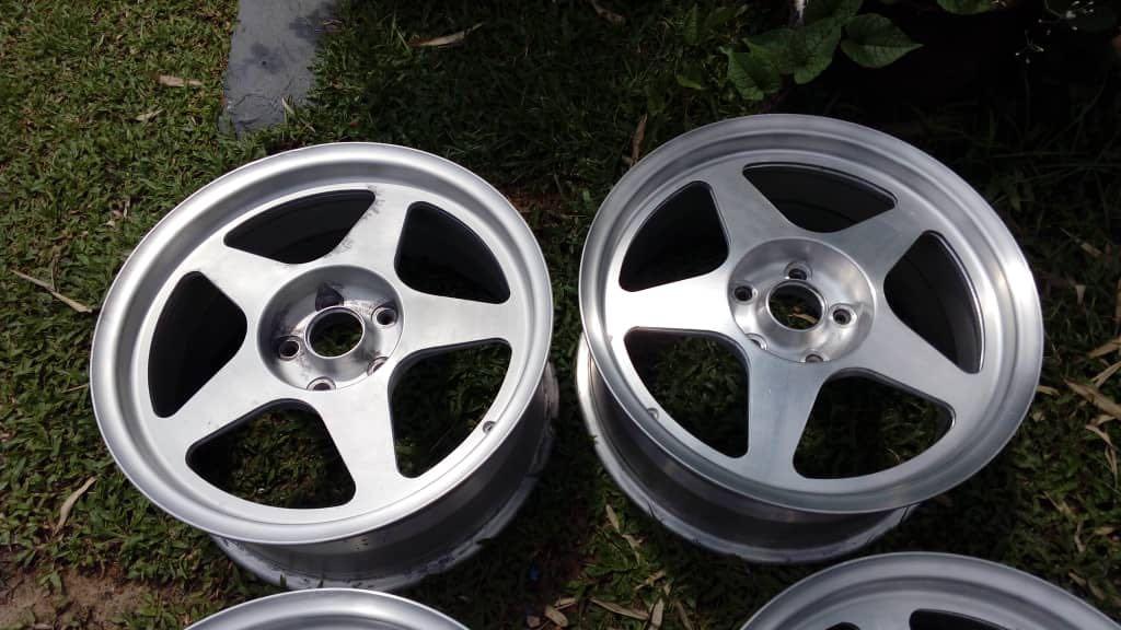 DESMOND EVO REGAMASTER r17, Car Accessories, Tyres & Rims on Carousell