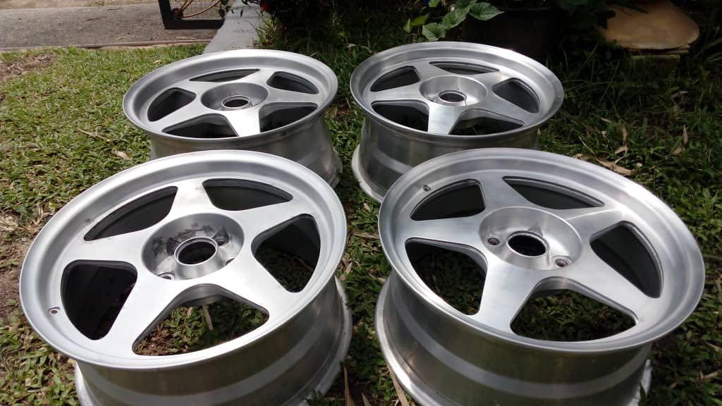 DESMOND EVO REGAMASTER r17, Car Accessories, Tyres & Rims on Carousell