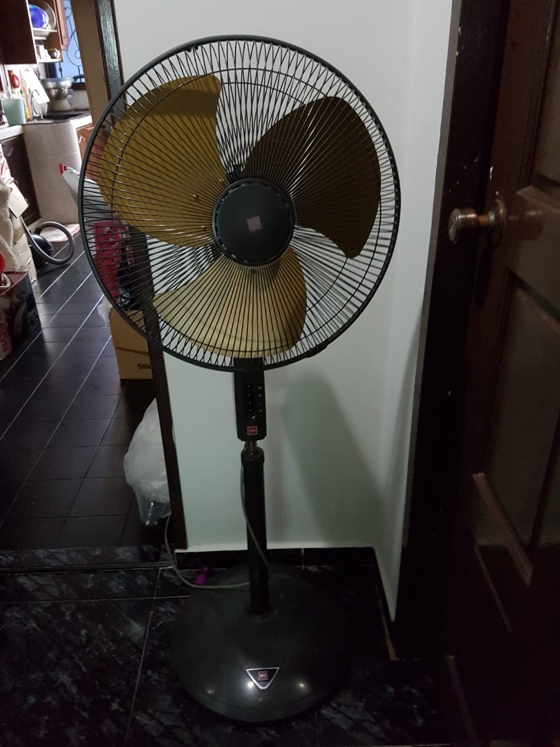 KDK Stand Fan, Furniture & Home Living, Lighting & Fans, Fans on Carousell