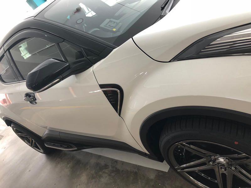 LED Aluminium Side Step installed on Toyota C-HR with White LED Angel ...